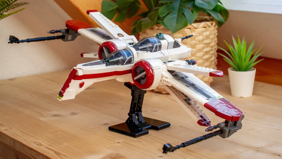 LEGO Star Wars ARC-170 upgrades: from subtle to extreme