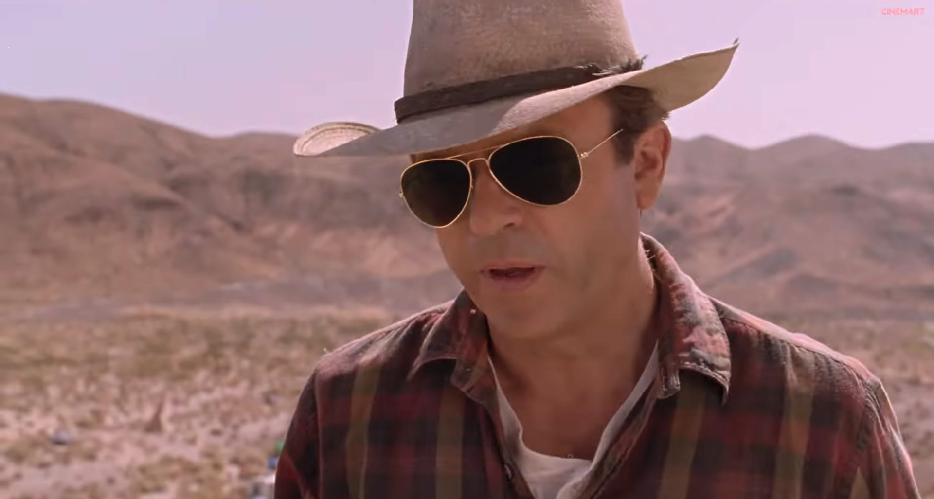 LEGO 76968 Dinosaur Fossils: T. rex minifigures review