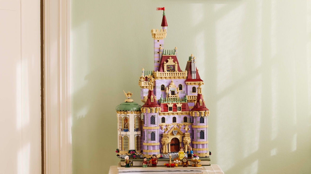 LEGO Disney 43263 Belle en het Beest Kasteel onthuld