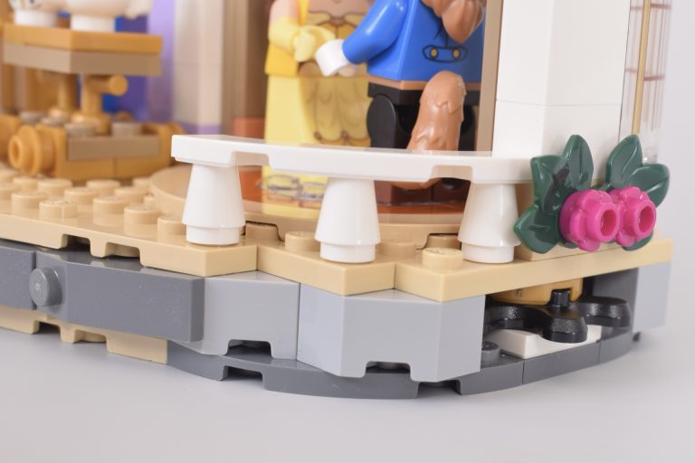 LEGO Disney 43263 Beauty and the Beast Castle review