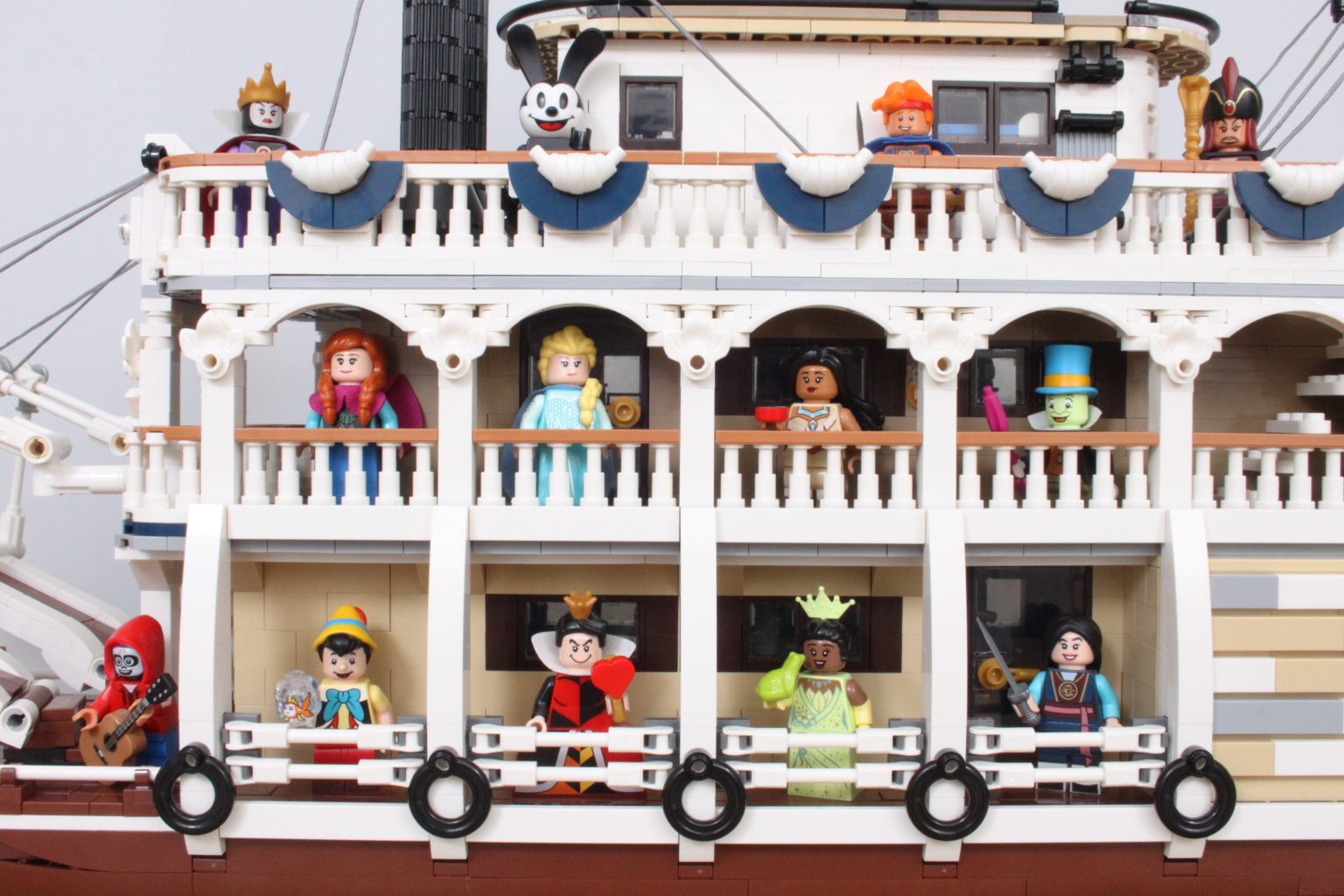 LEGO Ideas 21356 River Steamboat is a Disney set in disguise