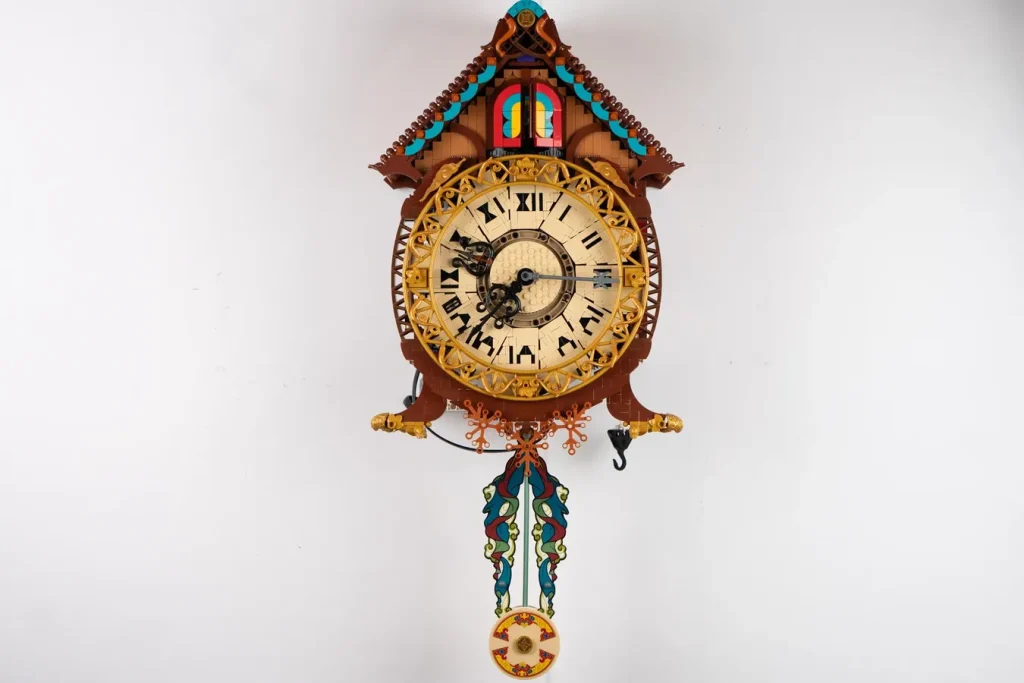 It's time for this LEGO Ideas working cuckoo clock model