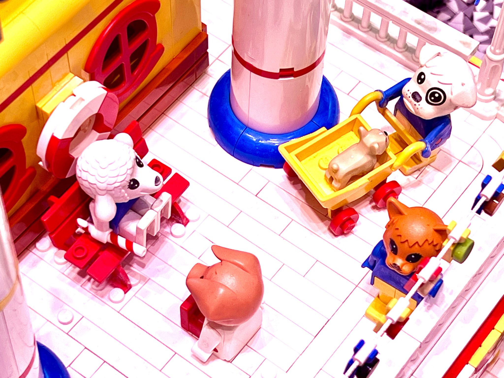 LEGO House plays host to Maid of Fabuland Steamboat build