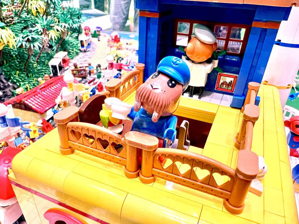 LEGO House plays host to Maid of Fabuland Steamboat build