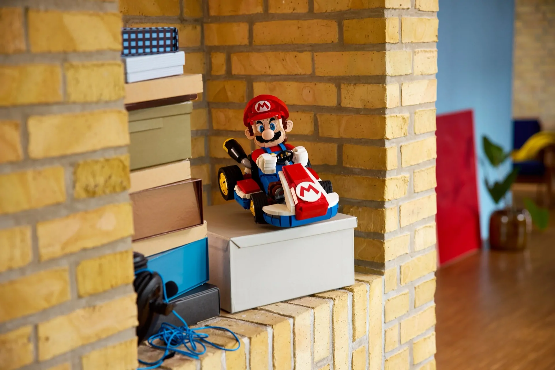 LEGO Super Mario 72037 Mario & Standard Kart revealed