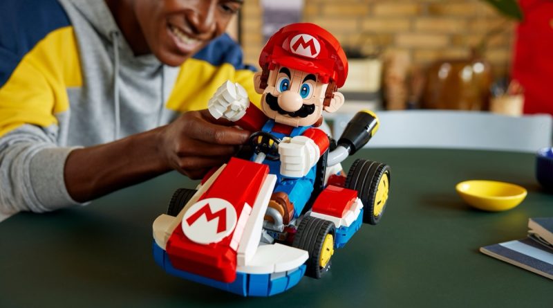 LEGO Super Mario 72037 Mario & Standard Kart revealed