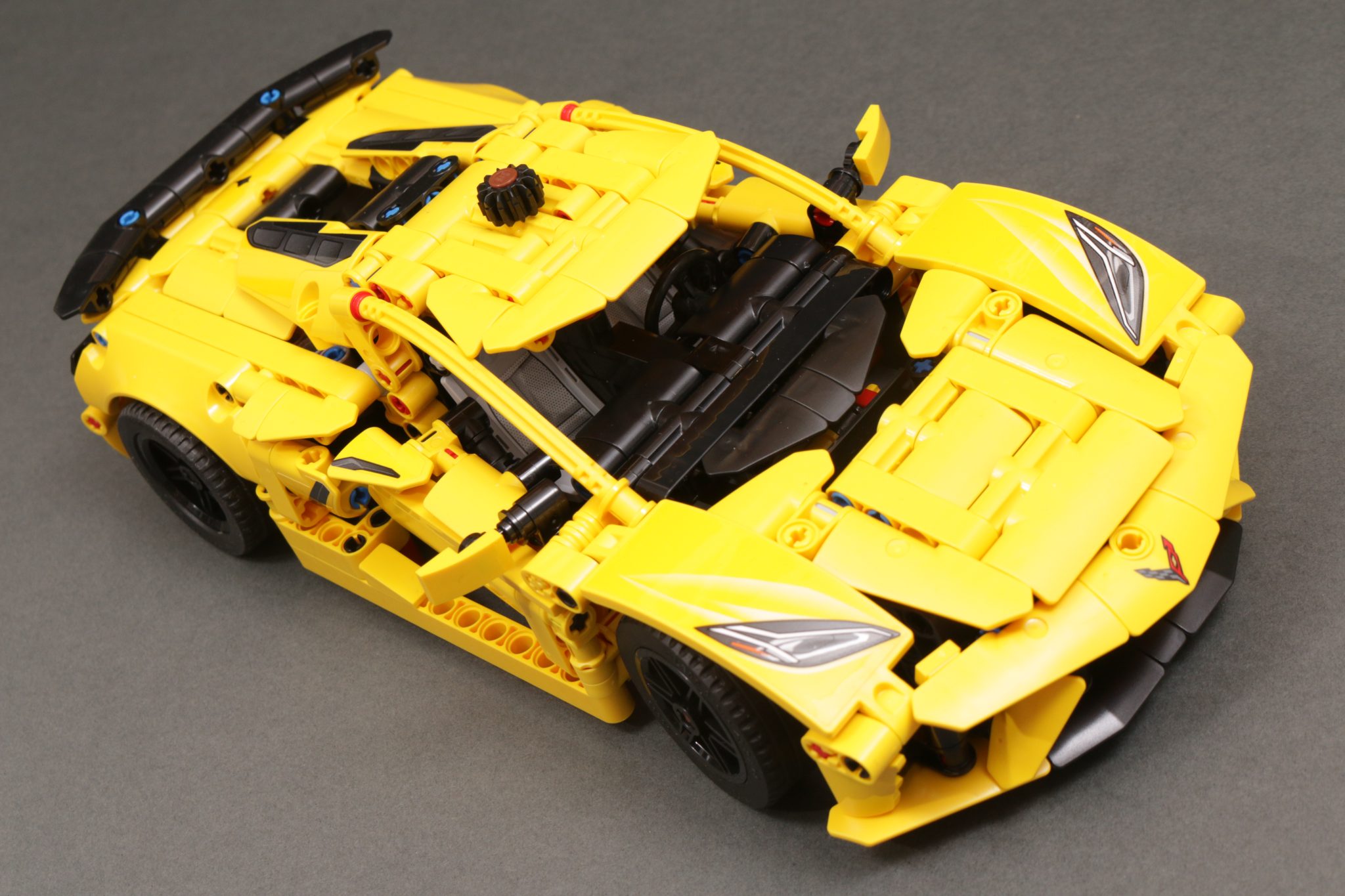 LEGO Technic March 2025 mid-range sets reviews