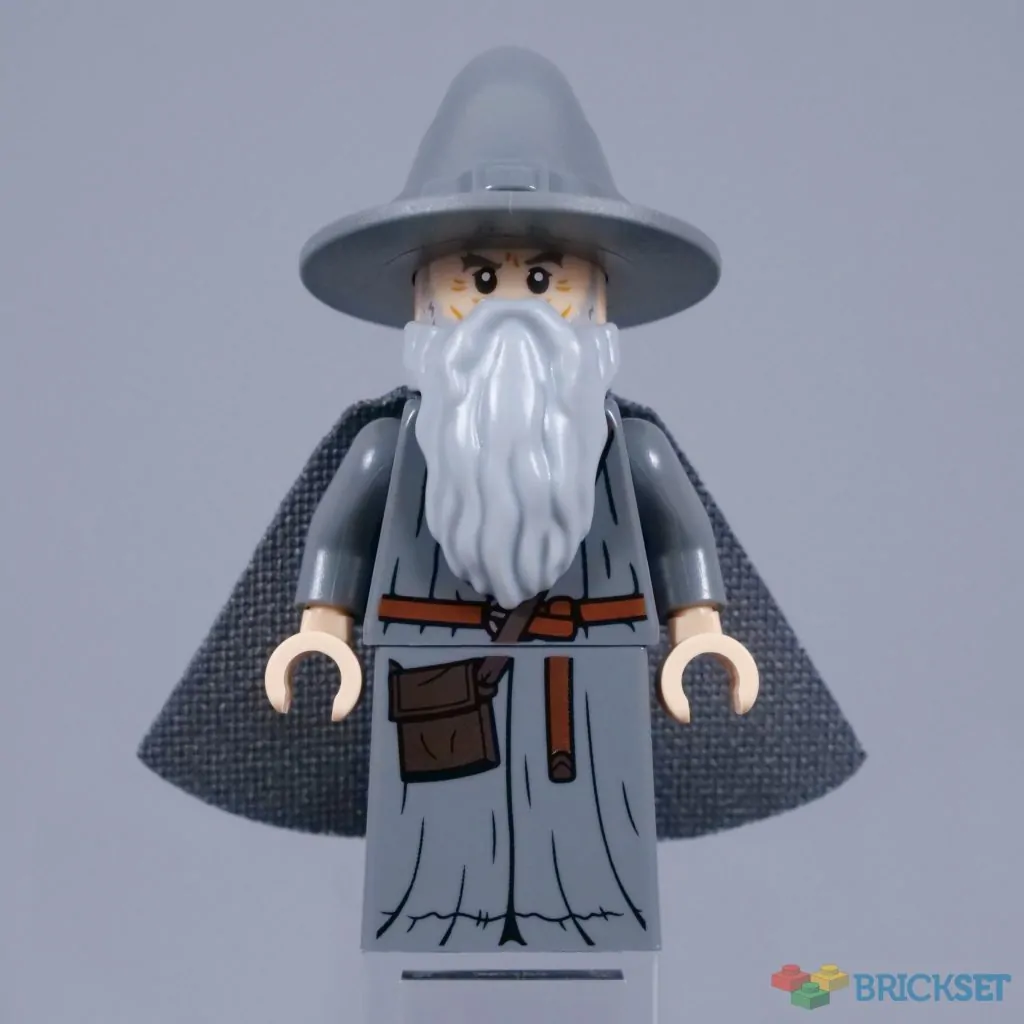 Take a closer look at LEGO 10354 The Lord of the Rings: The Shire's ...