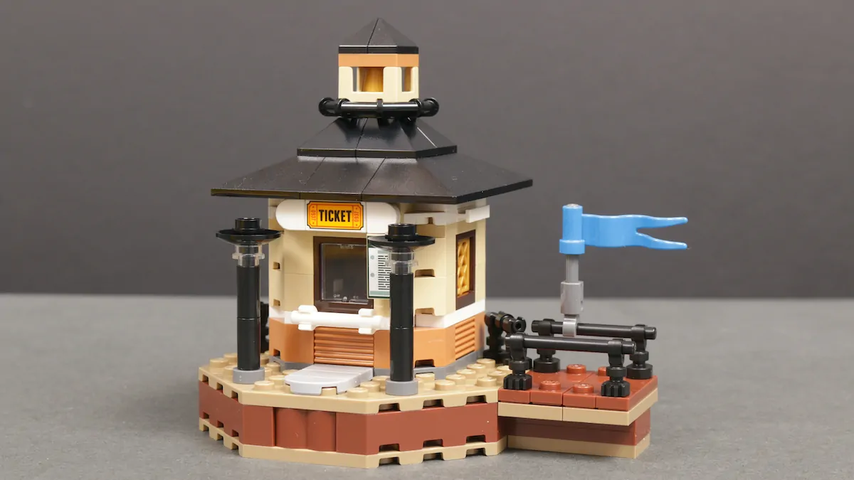 LEGO 5009157 Amelia Ticket Booth gift-with-purchase review