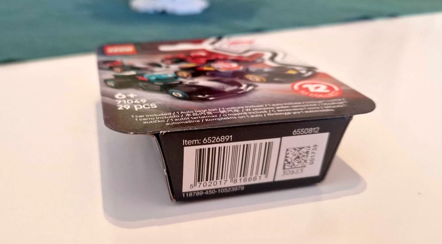 Scannable codes are back on LEGO 71049 F1 Collectible Race Cars