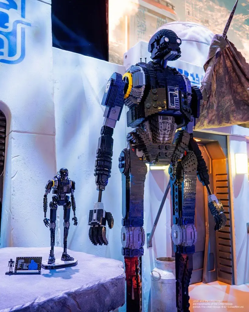 Star Wars Celebration reveals life-sized LEGO K-2SO build