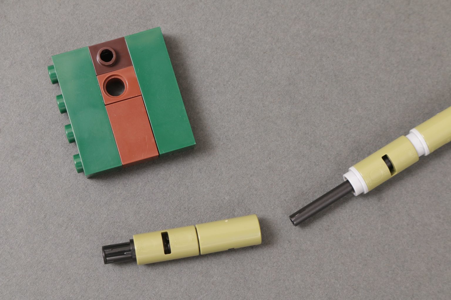 How to build a LEGO jungle – techniques and parts