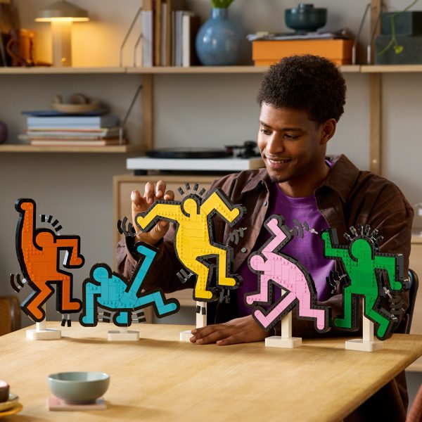 LEGO Art 31216 Keith Haring Dancing Figures revealed