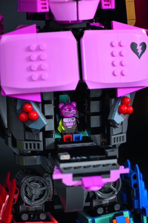 Spotlight on LEGO Fortnite's minifigures ahead of summer wave