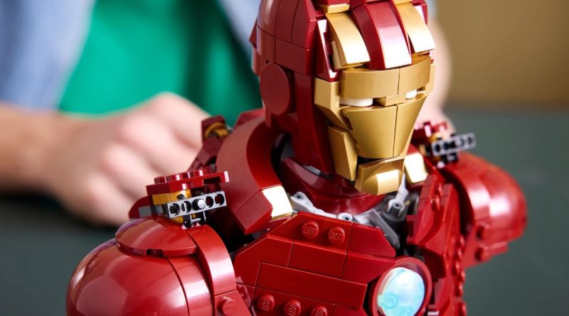 See how the LEGO Marvel Iron Man Bust evolves in BTS builds