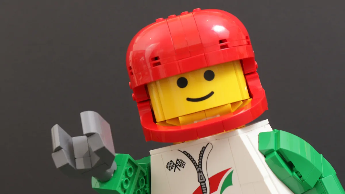 LEGO 40819 Up-Scaled Racing Driver Minifigure review