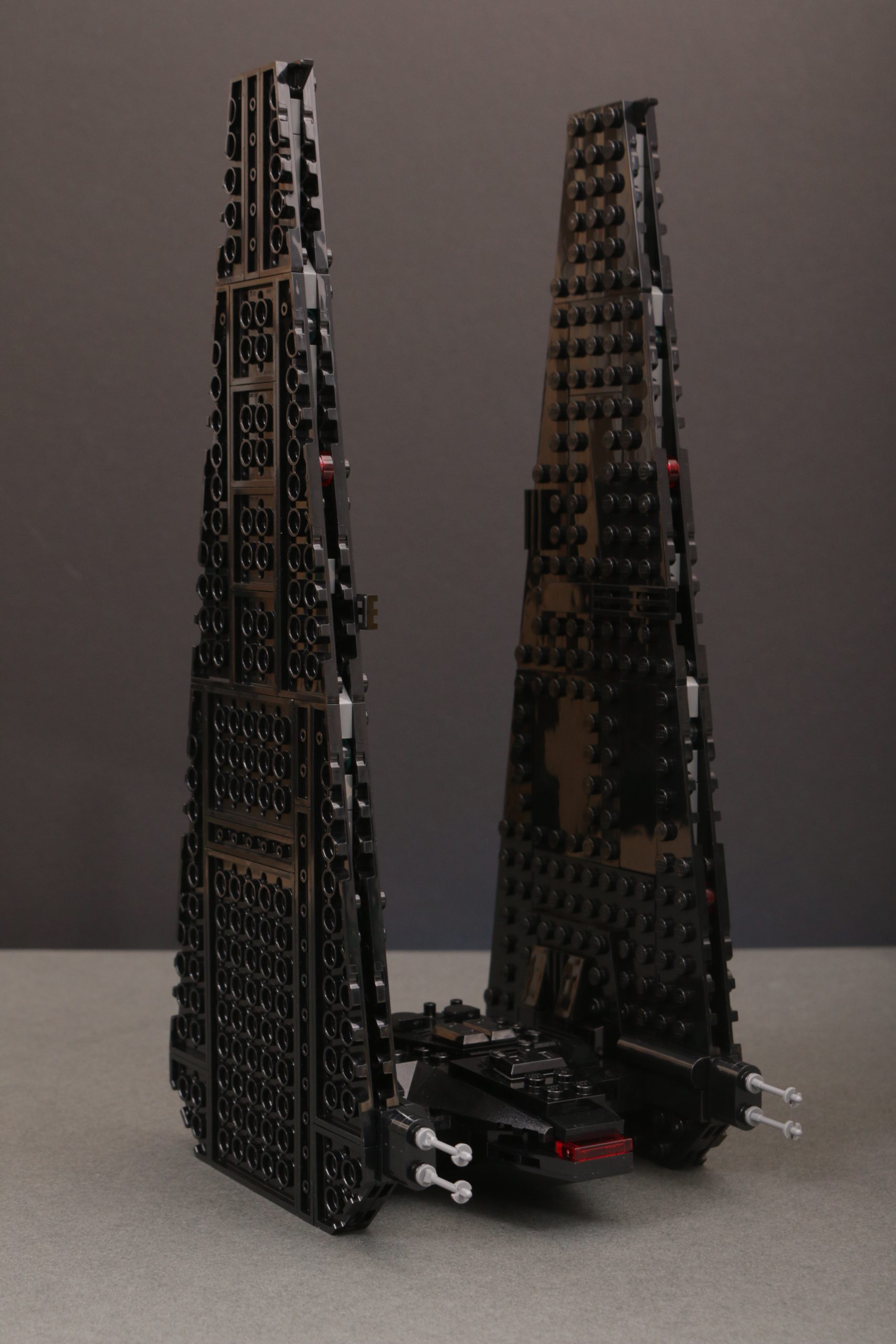 LEGO Star Wars 75406 Kylo Ren’s Command Shuttle review