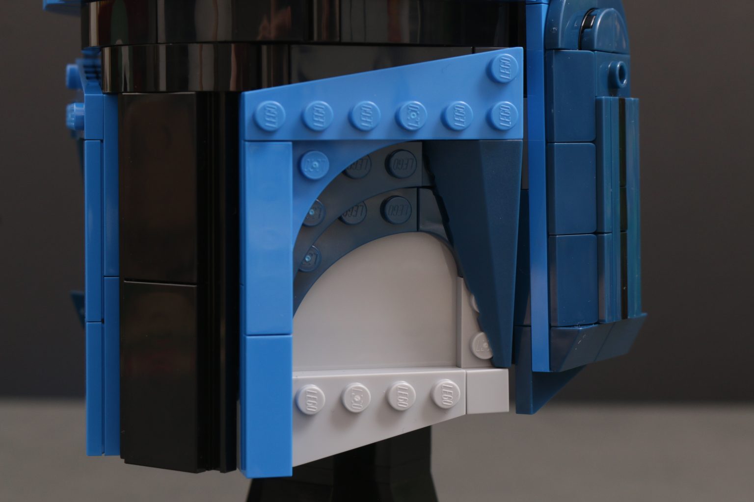 LEGO Star Wars Jango Fett Helmet vs. Boba Fett Helmet
