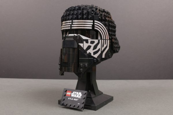 LEGO Star Wars 75415 Kylo Ren Helmet review and gallery