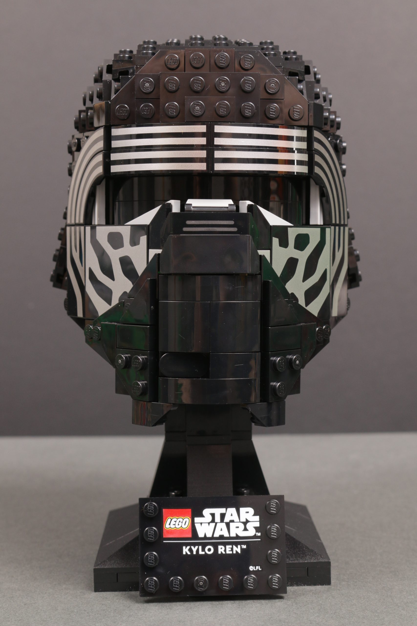 LEGO Star Wars 75415 Kylo Ren Helmet review and gallery