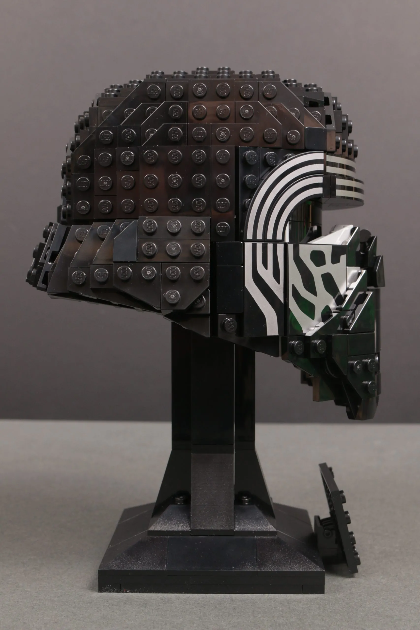 LEGO Star Wars 75415 Kylo Ren Helmet review and gallery