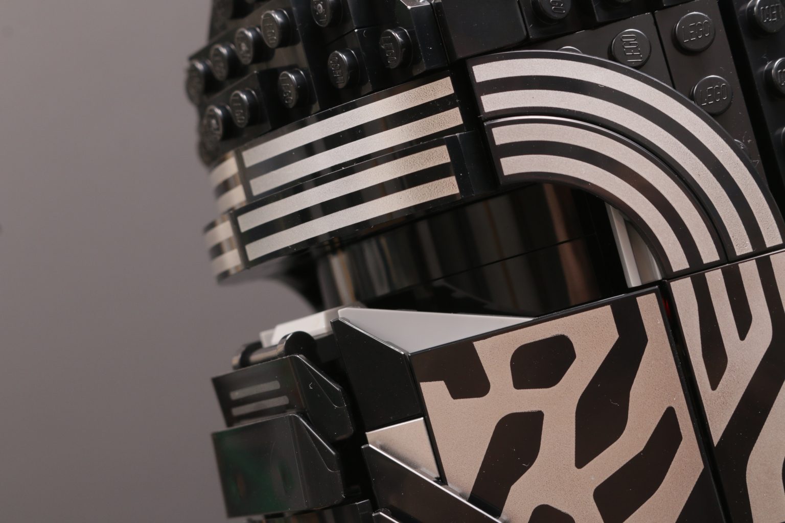 LEGO Star Wars 75415 Kylo Ren Helmet review and gallery