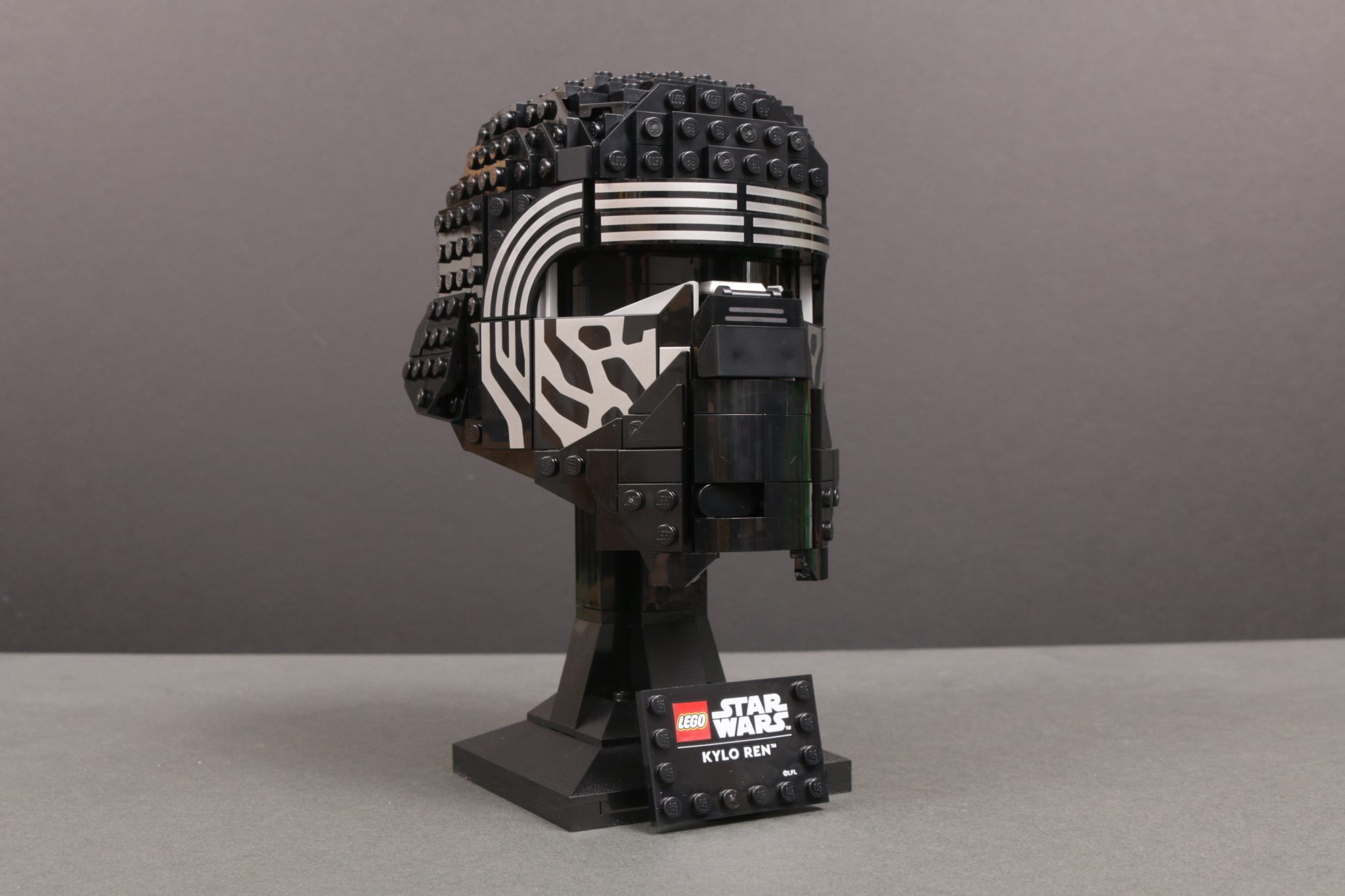 LEGO Star Wars 75415 Kylo Ren Helmet review and gallery