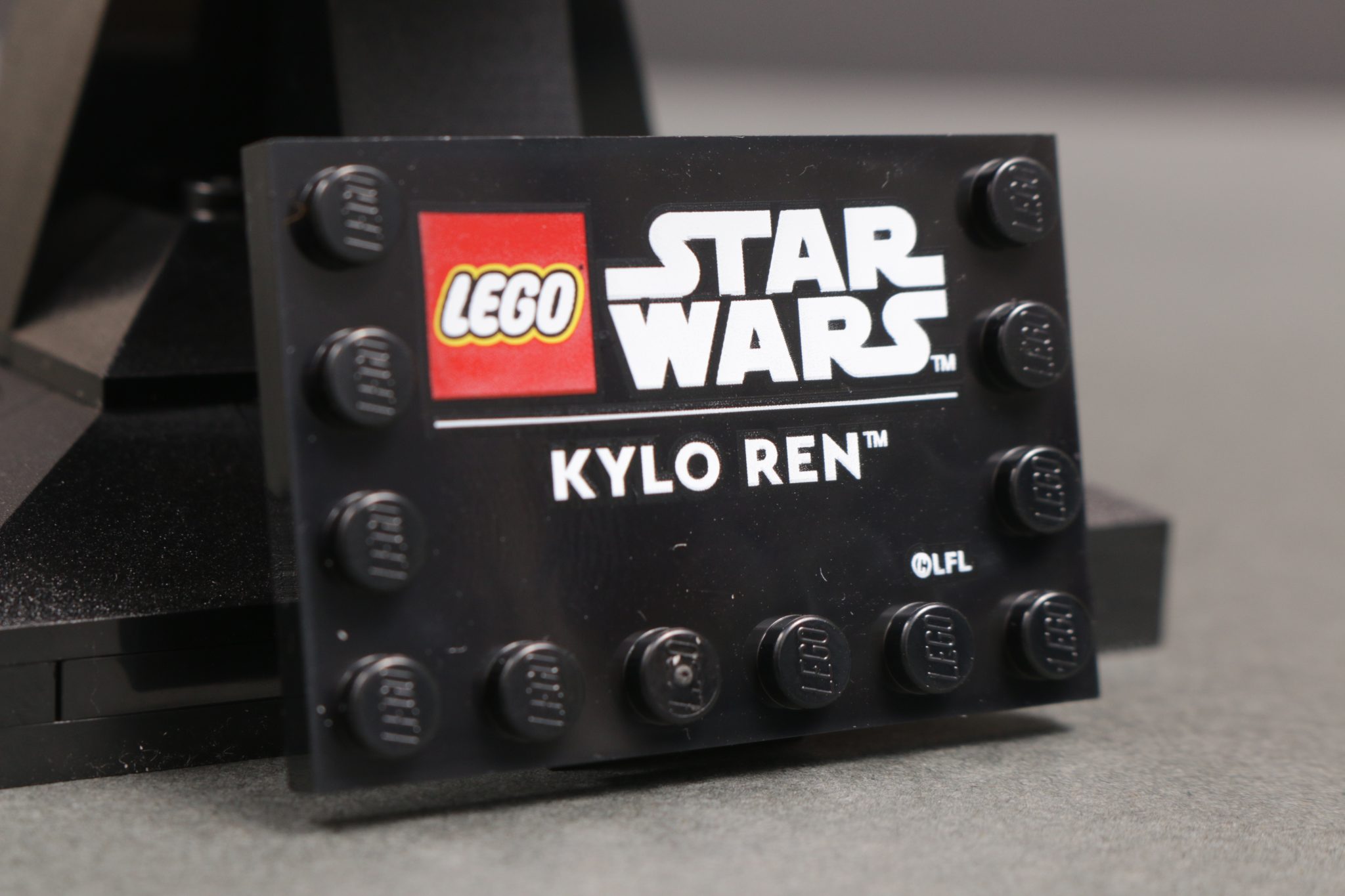 LEGO Star Wars 75415 Kylo Ren Helmet review and gallery
