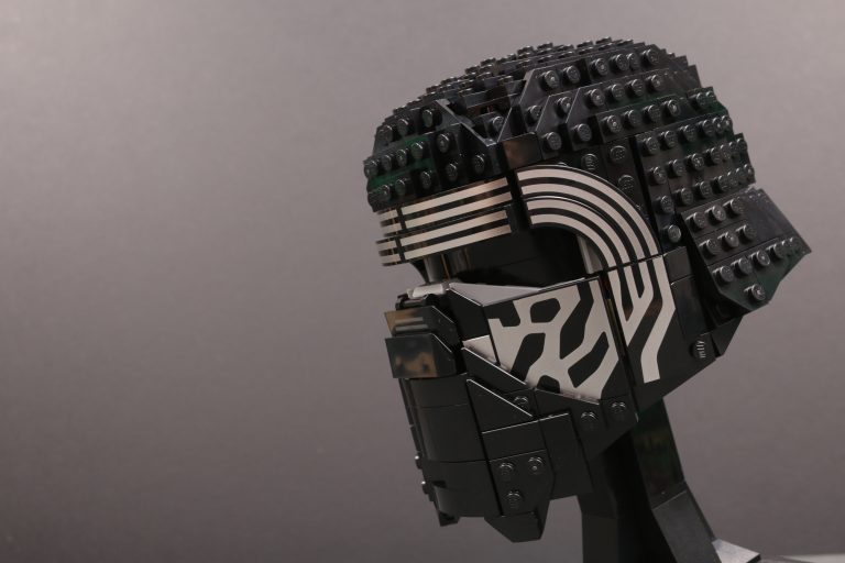 LEGO Star Wars 75415 Kylo Ren Helmet review and gallery