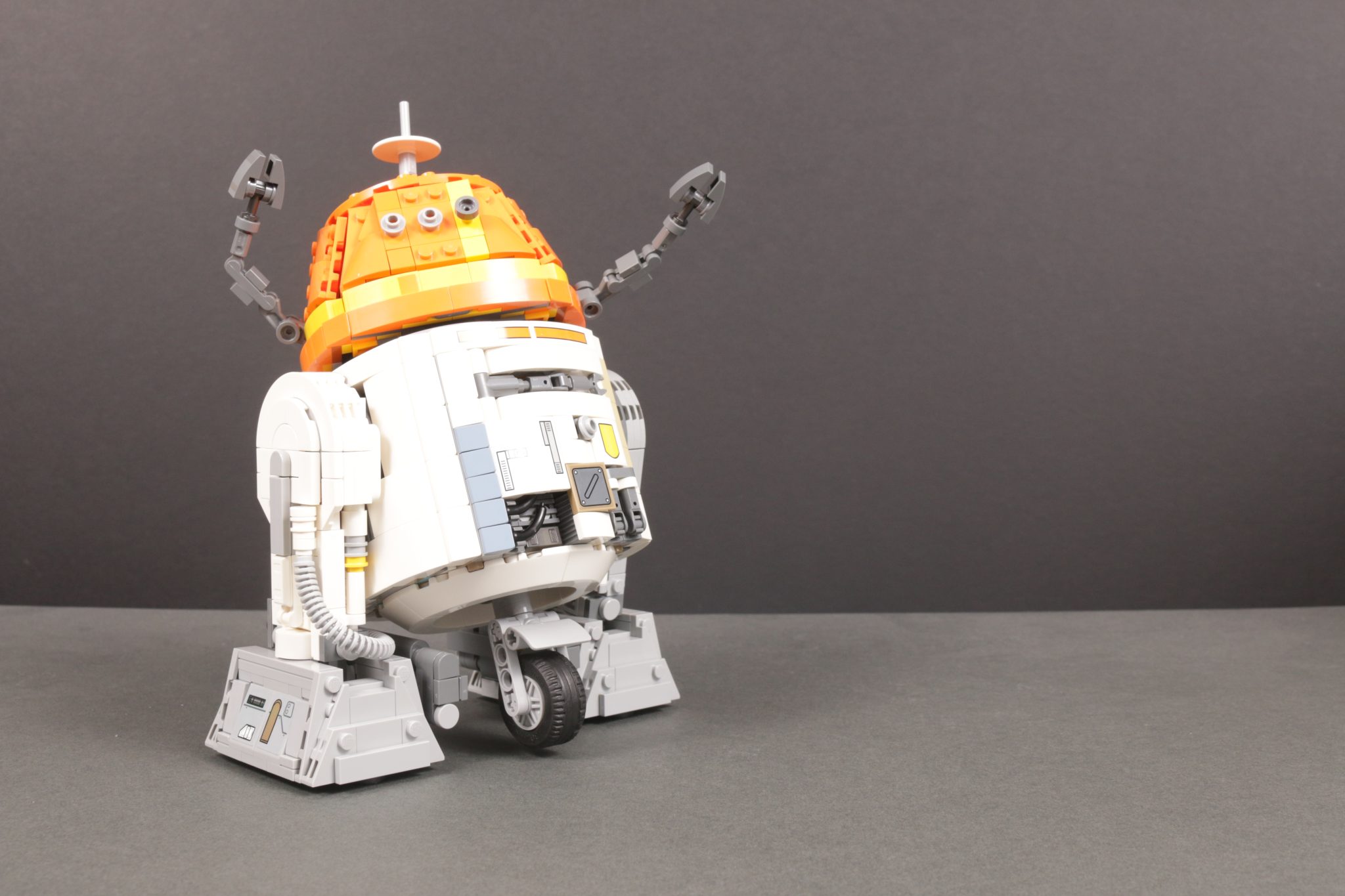 LEGO Star Wars 75416 Chopper (C1-10P) review