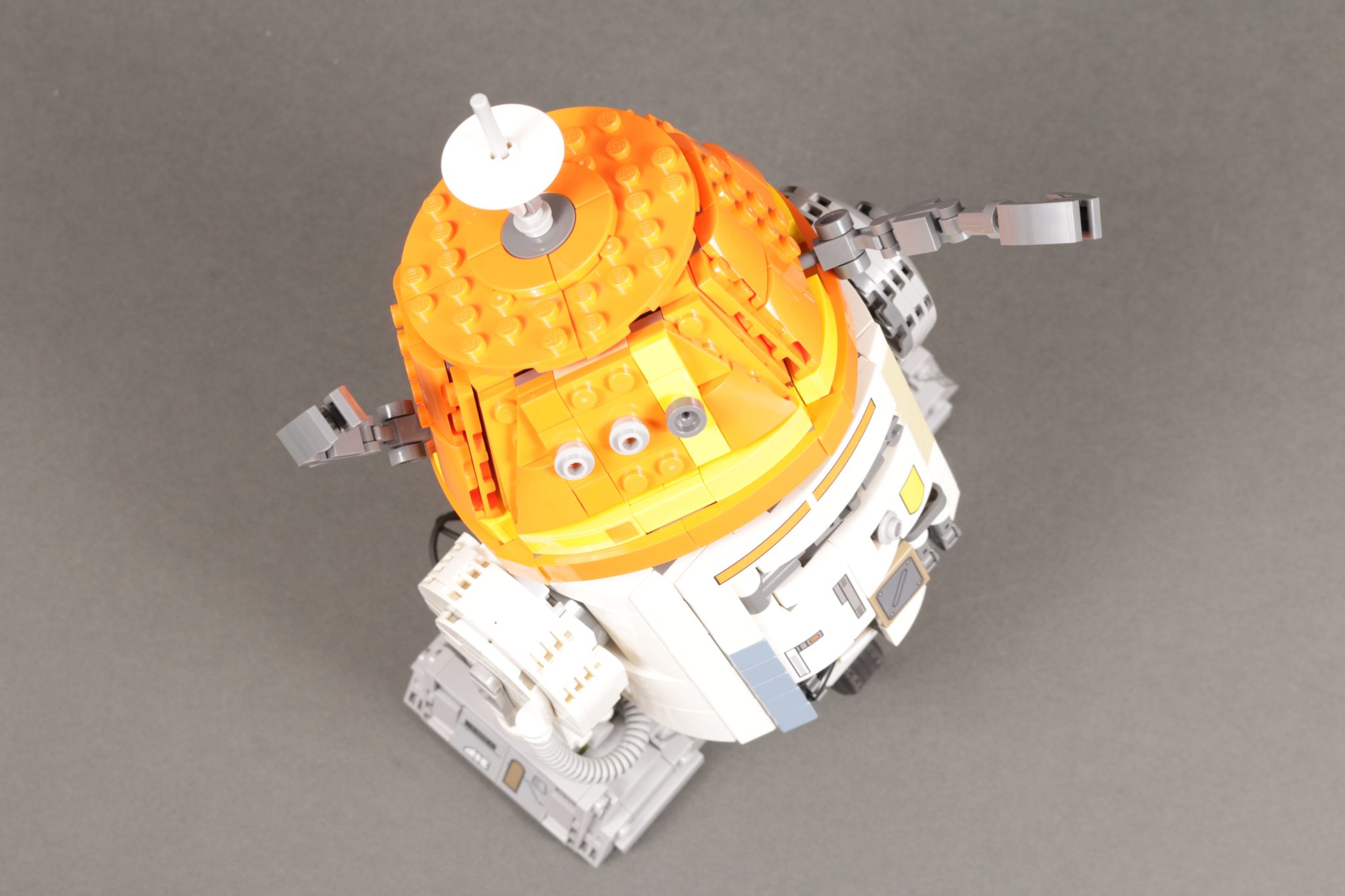 LEGO Star Wars 75416 Chopper (C1-10P) review