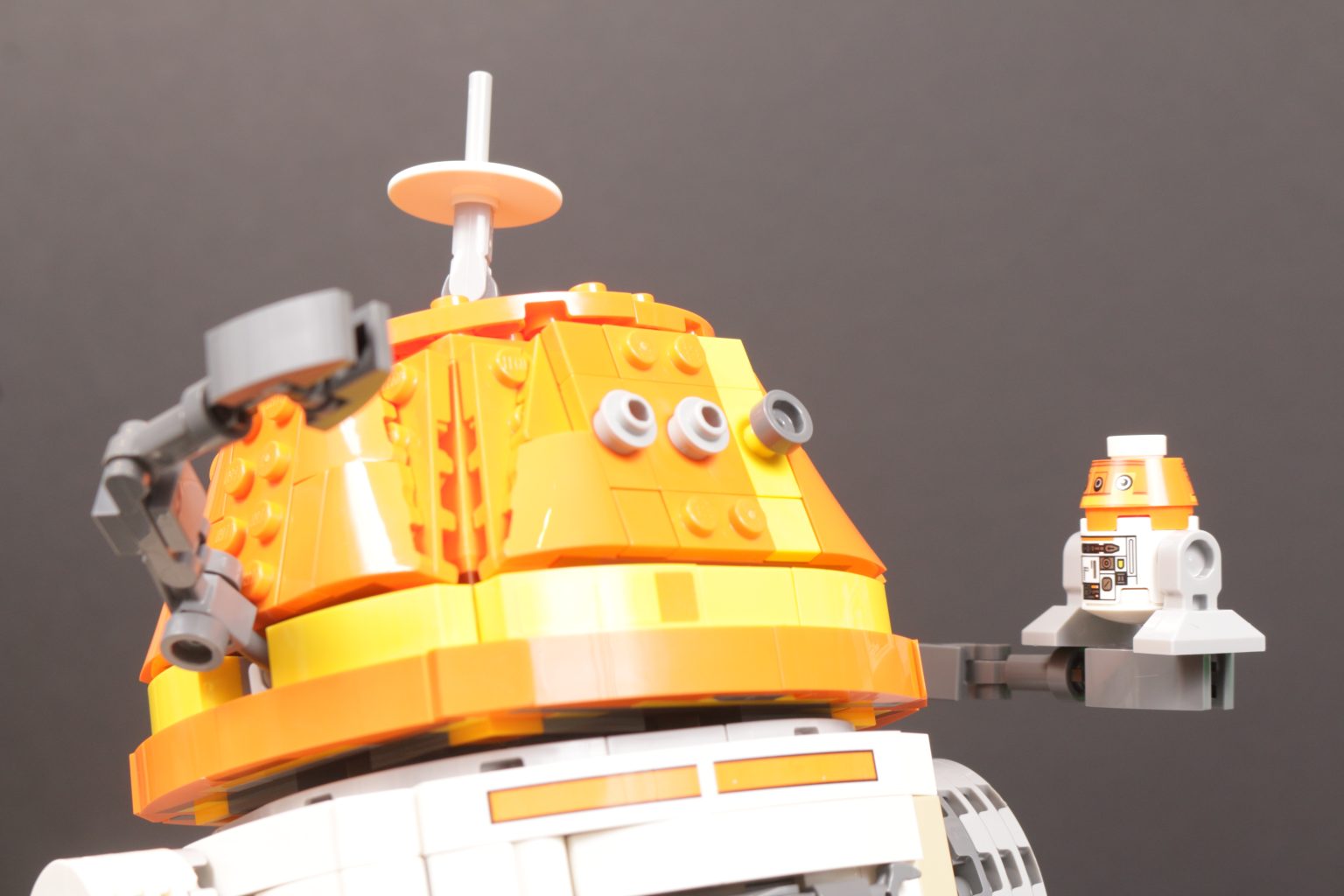 LEGO Star Wars 75416 Chopper (C1-10P) review
