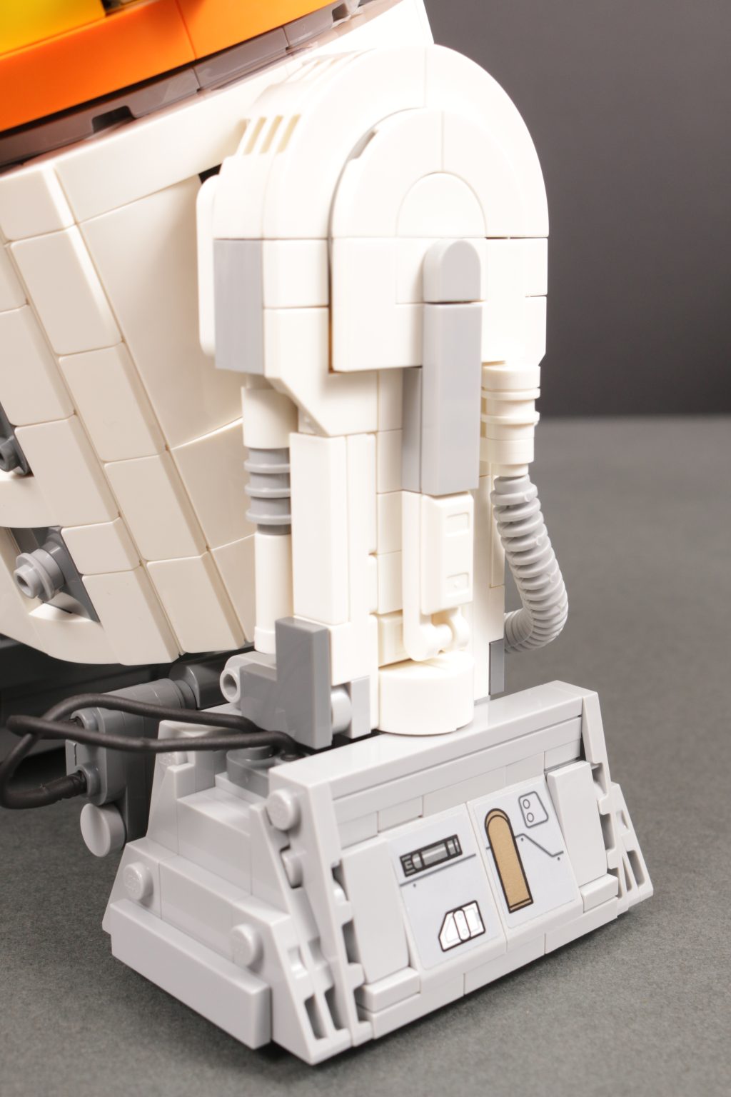 LEGO Star Wars 75416 Chopper (C1-10P) review