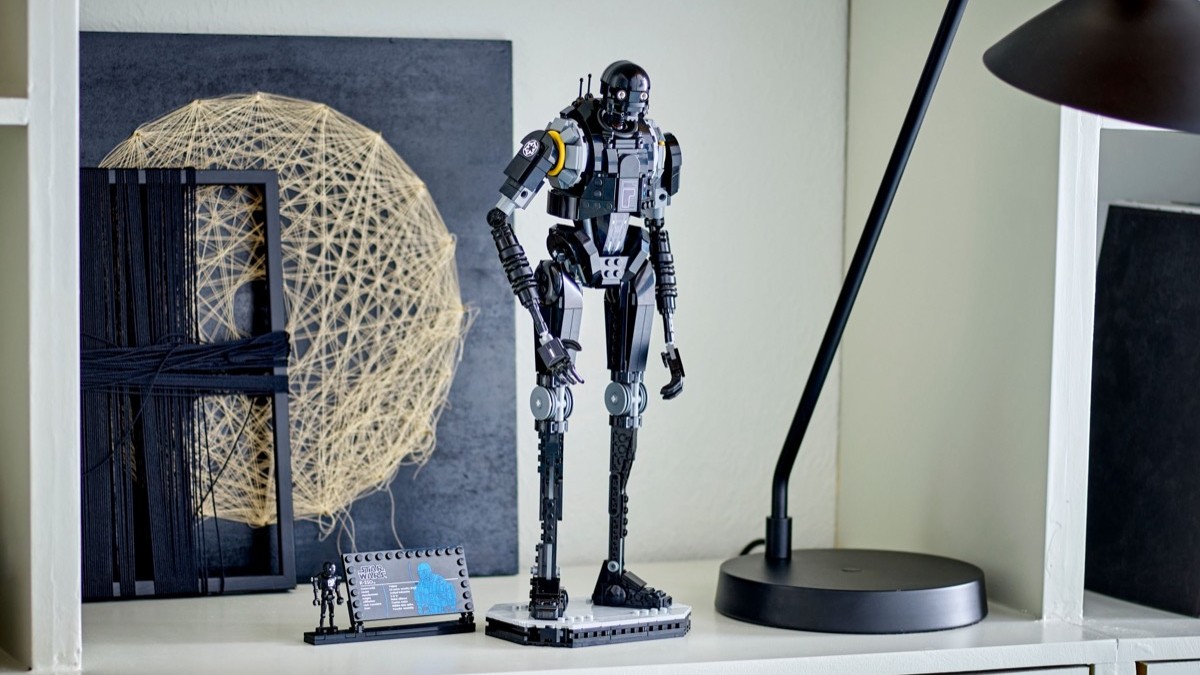 LEGO Star Wars designer dishes all but one of K-2SO's secrets