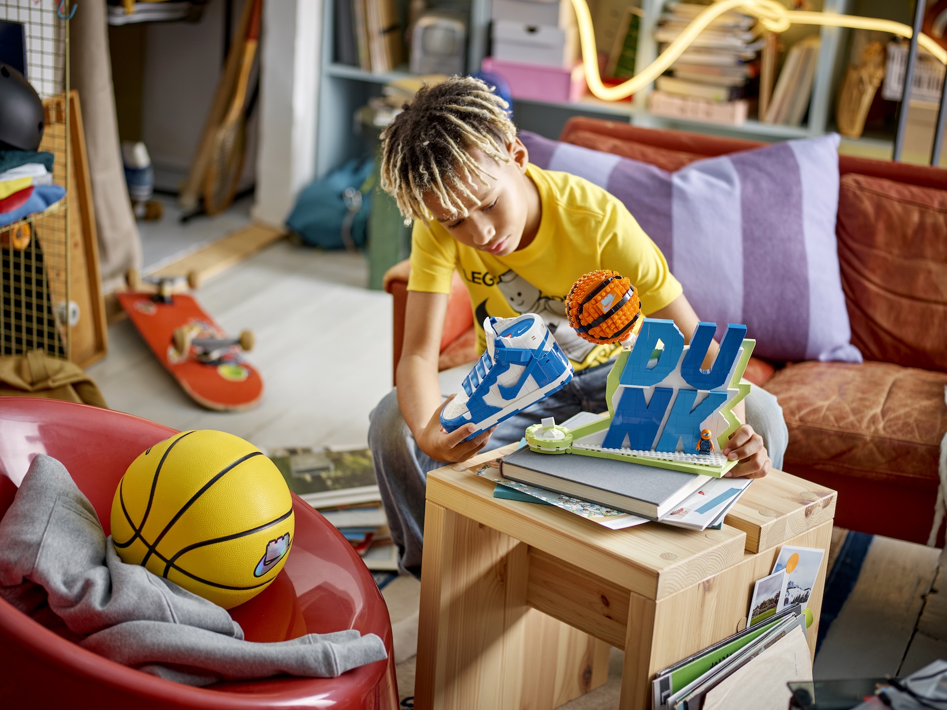 LEGO 43008 Nike Dunk buildable shoe officially revealed