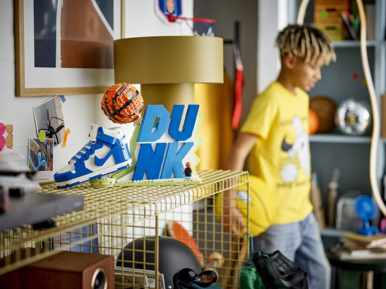LEGO 43008 Nike Dunk buildable shoe officially revealed