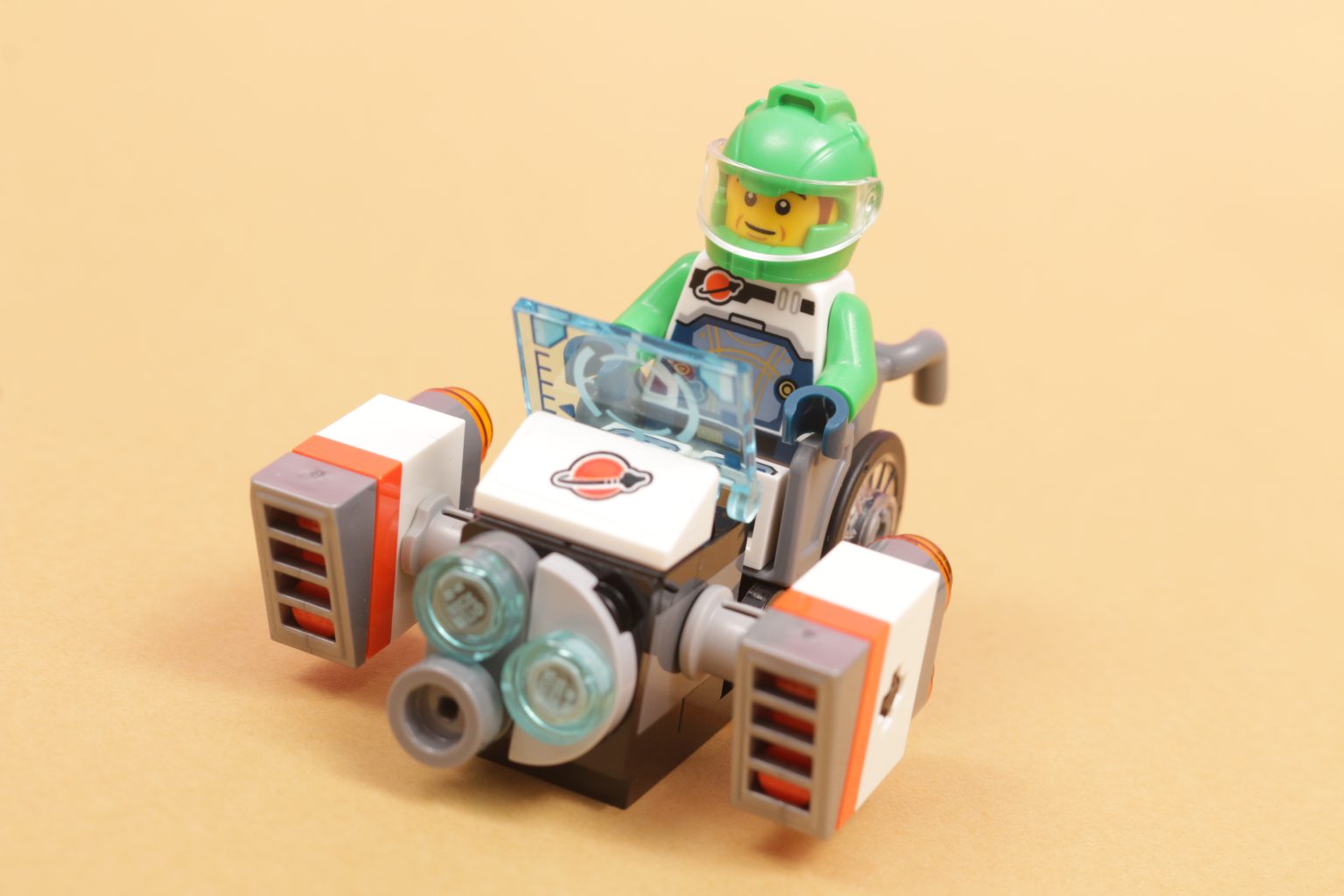 LEGO City 60439 Space Science Lab review and gallery