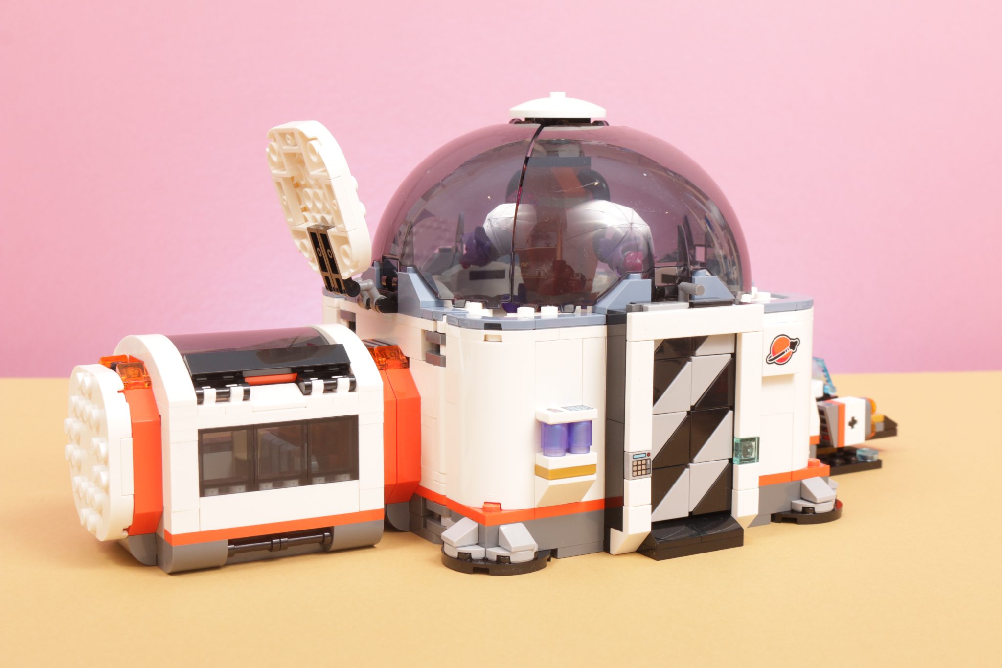 LEGO City 60439 Space Science Lab review and gallery