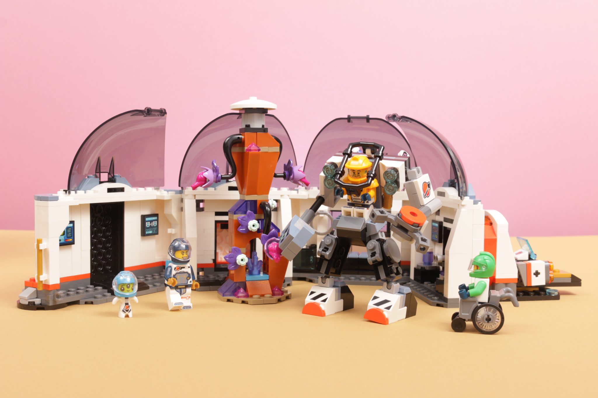 LEGO City 60439 Space Science Lab review and gallery