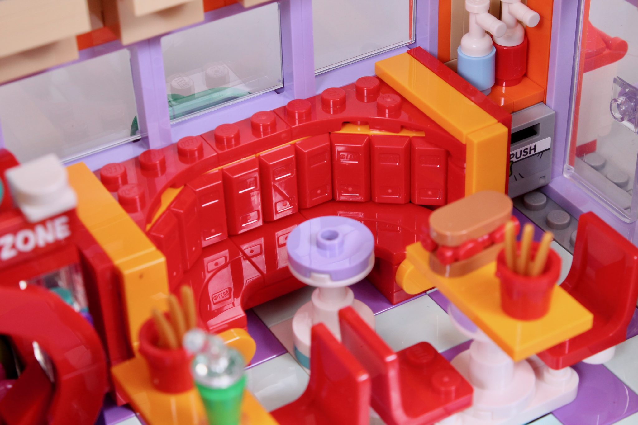 LEGO Icons 10352 The Simpsons: Krusty Burger review