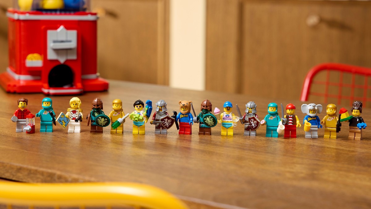 The lore of LEGO Ideas' new castle and Classic Space minifigures