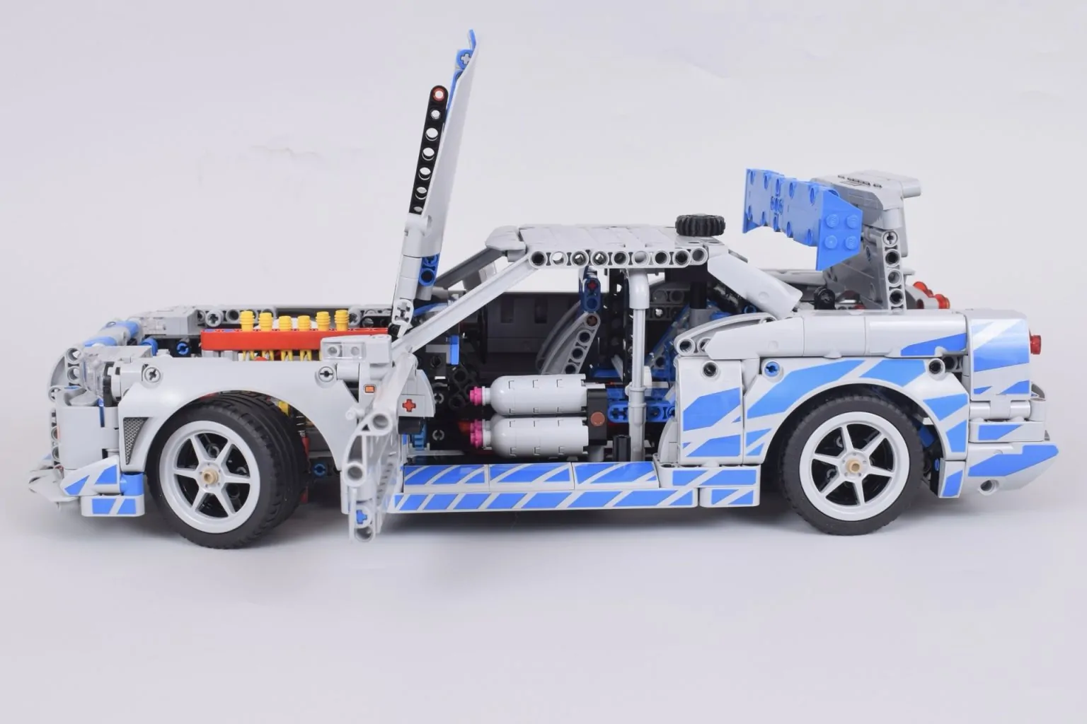 LEGO Technic 42210 2 Fast 2 Furious Nissan Skyline review