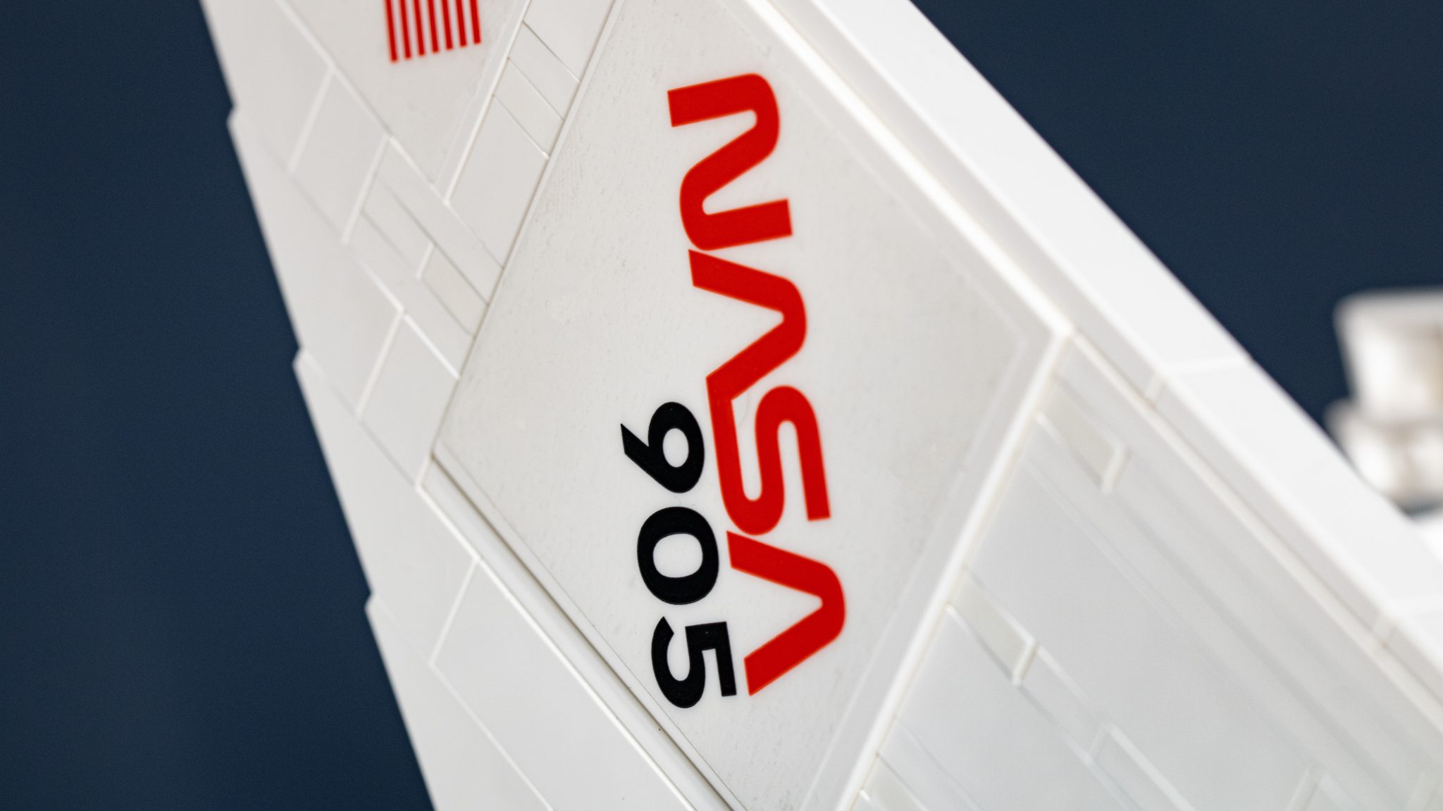 LEGO Icons 10360 Shuttle Carrier Aircraft review and gallery