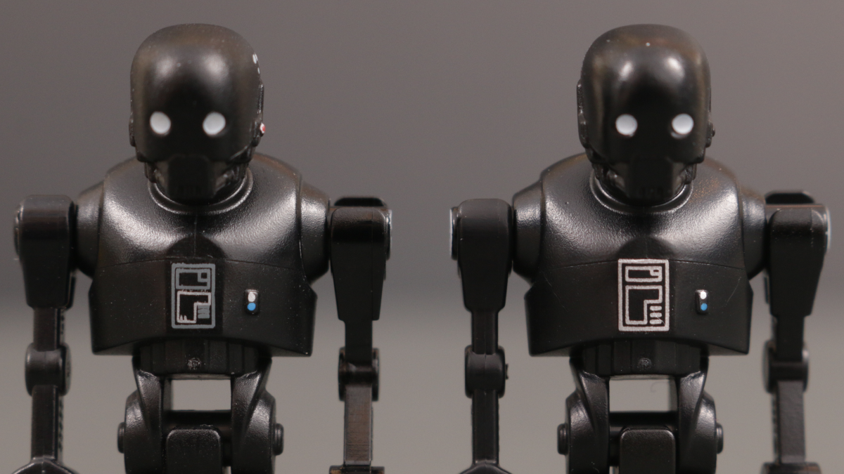 Comparing both LEGO Star Wars K-2SO droid figures - Brick Fanatics