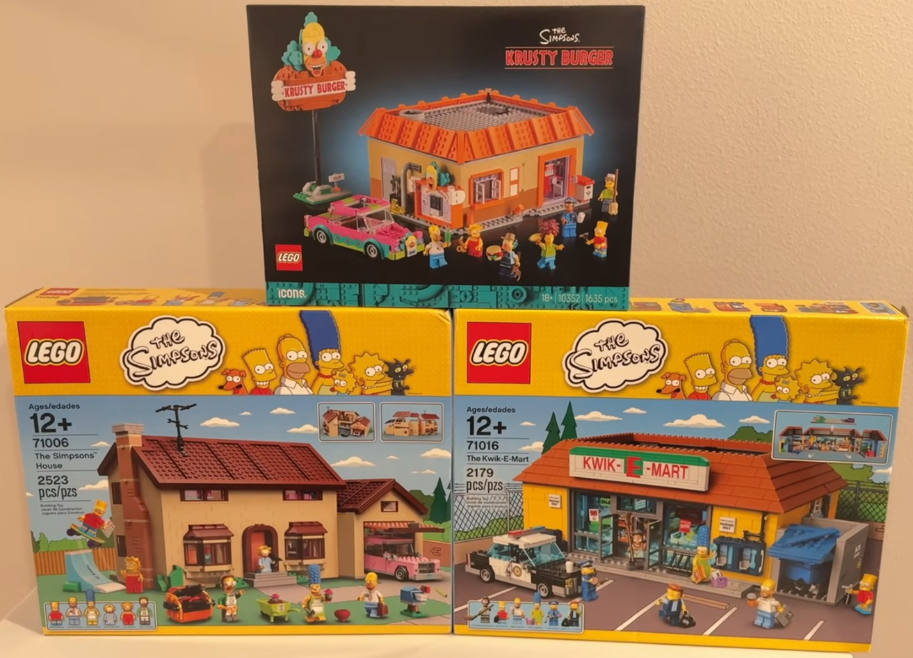 LEGO Icons 10352 The Simpsons: Krusty Burger compared
