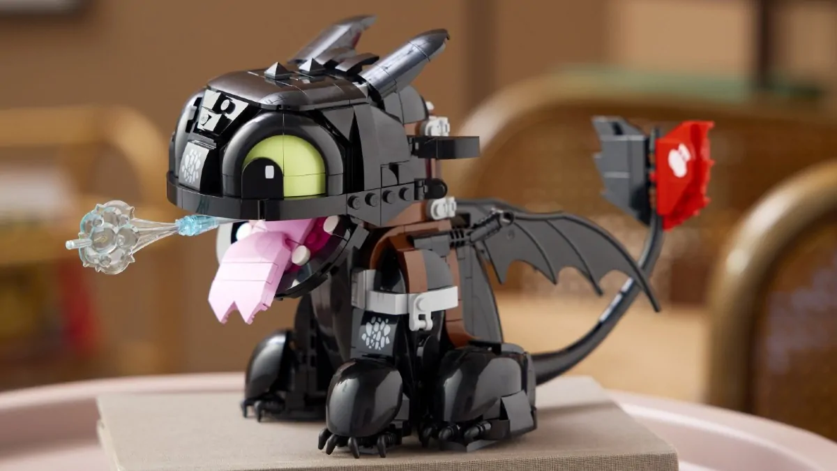 LEGO 10375 How to Train Your Dragon: Toothless revealed