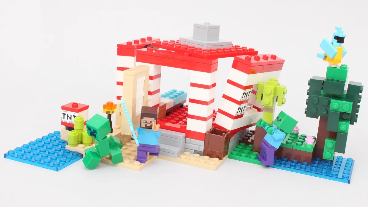 LEGO Minecraft 21275 The TNT Jungle House review