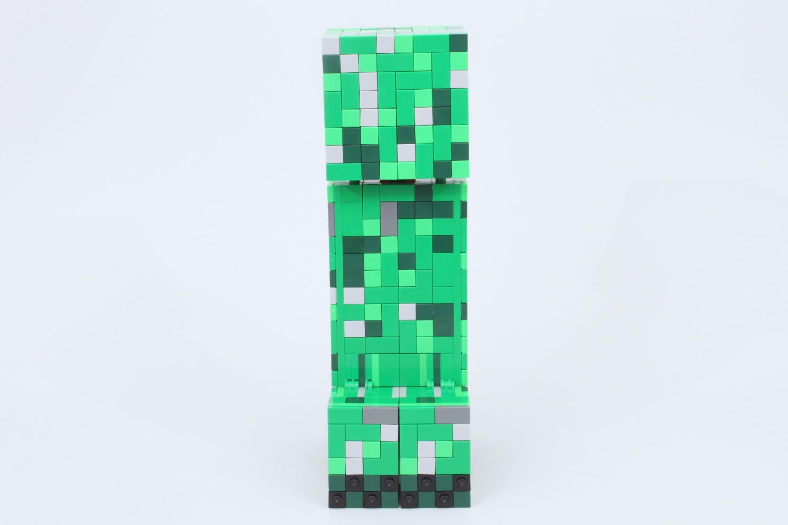 LEGO Minecraft 21276 The Creeper review and gallery