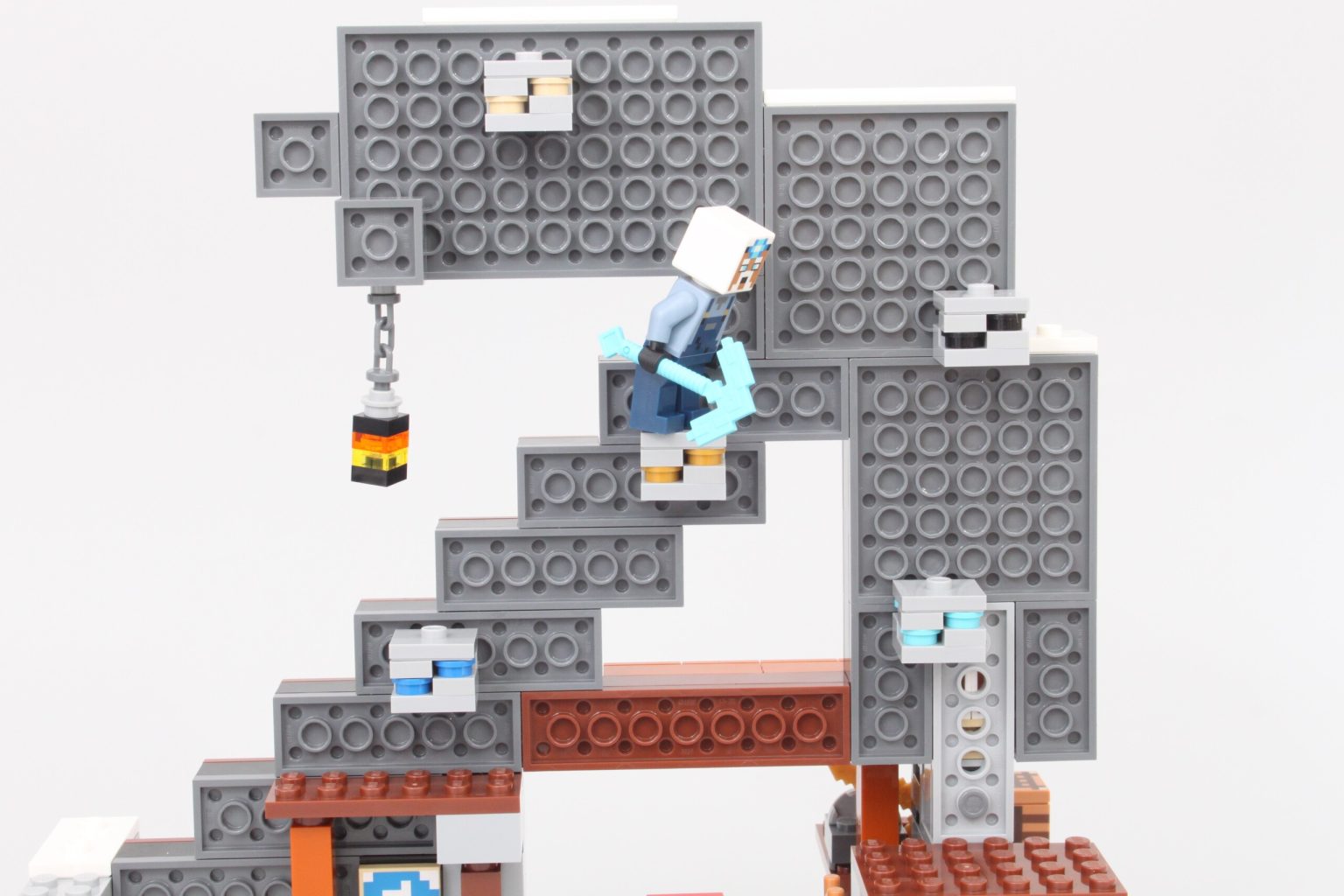 LEGO Minecraft 21277 The Pickaxe Mine review