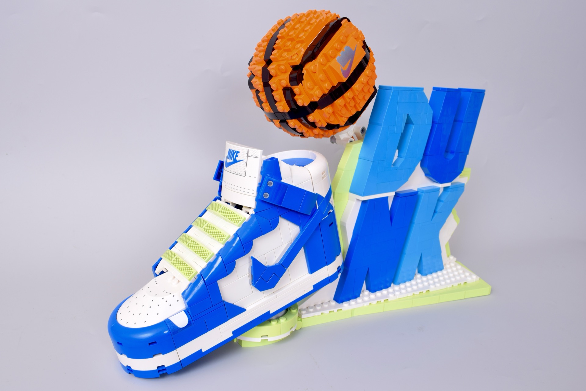 LEGO 43008 Nike Dunk review, verdict and gallery